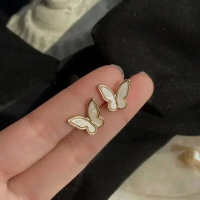 Unique Fake Piercing Metal Ear Clips Asymmetry Round Cartila