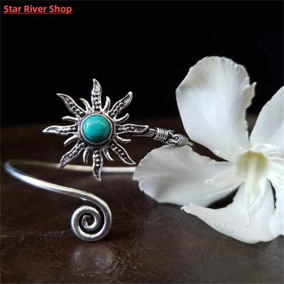 Turquoise Inlaid Light Scattering Sun Bracelet Swirl Shape T
