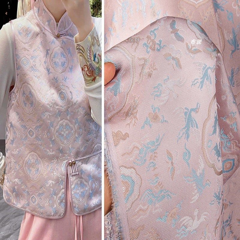 浅粉色 鹤鹿同春提花宋锦织锦缎面料 中式外套马甲汉服马面裙布料