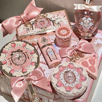 Flower Knows Set Gift Box Cosmetics Complete Set for Women