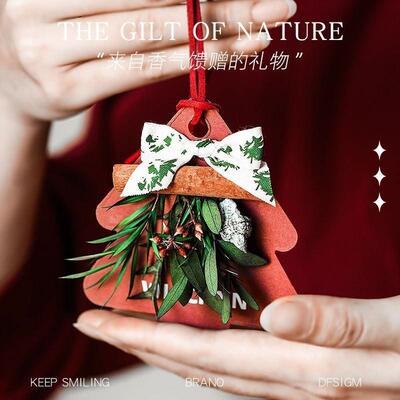 Wooden Christmas Car Diffuser, Scented Hanging Ornament Gift