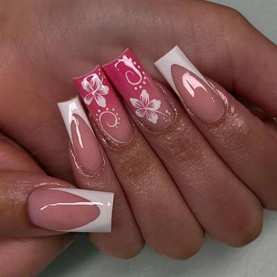 24Pcs Fairy White Flower Fake Nails Pink French Tip Press on