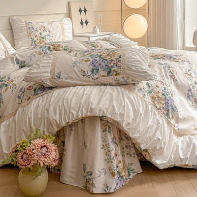 Bedding four piece set pleated edge quilt duvet cover sheet