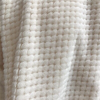 Merbau flannel air-conditioning blanket for afternoon nap