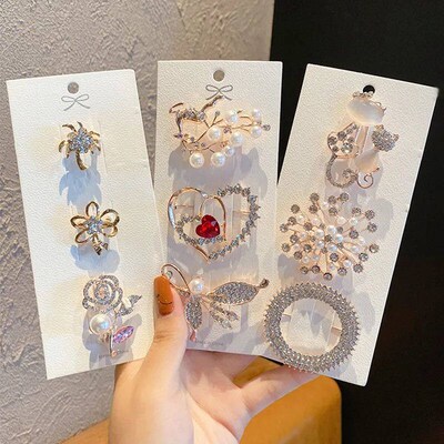 Exquisite Brooch Corsage Pin Fixed Clothes Accessories anti-