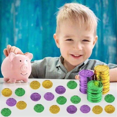 100 Pcs Clown Carved Crown Pattern Round Plastic Coins
