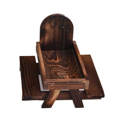 Squirrels Feeders Feeding Table for Outdoor Bird Feeders,