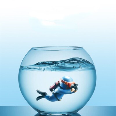 Fish Tank Divers Landscaping Ornaments Underwater World Smal