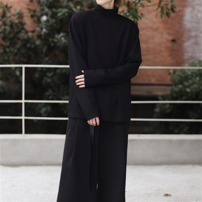 【温顺尚早】入股不亏万年打底衫黑/白/灰3色半高领长袖打底衫