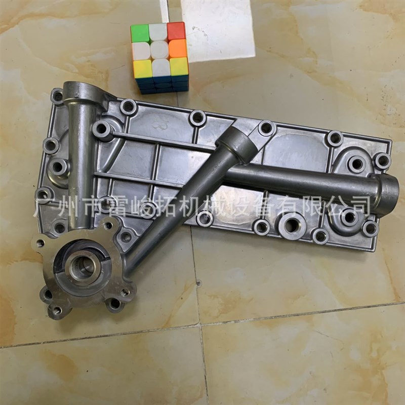 挖掘机装载机钩机配件6207-61-5210机油扇热器边盖7P厚度S6D95