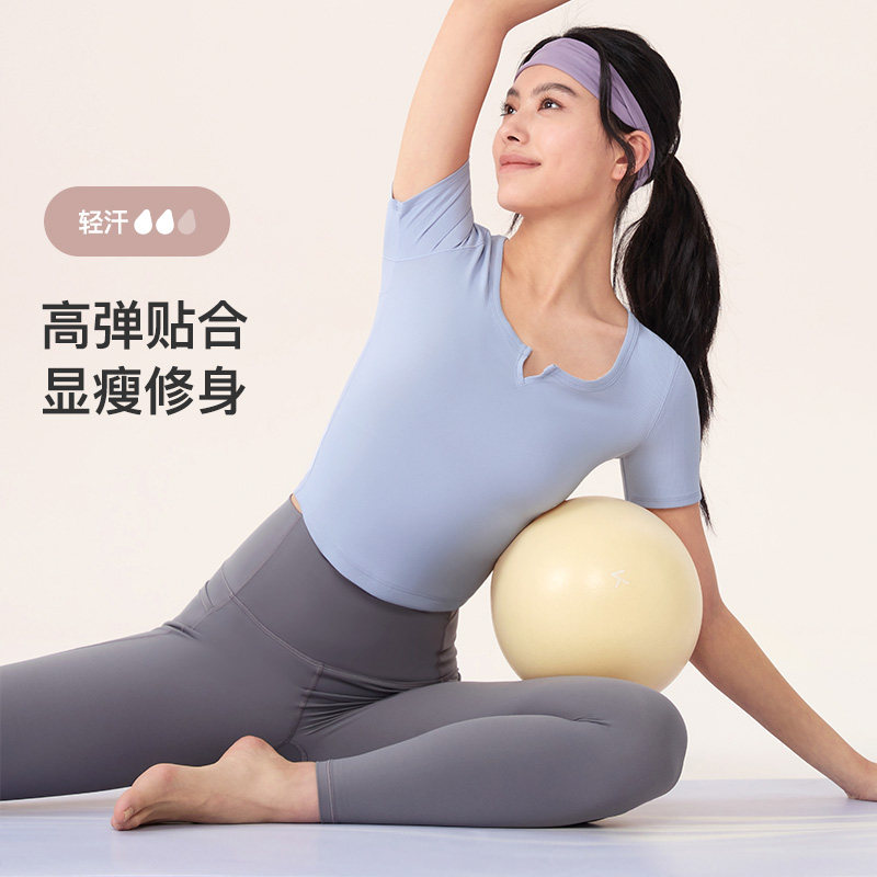 Keep运动短袖t恤小V领修身休闲舞蹈普拉提瑜伽服26年新款上衣女士