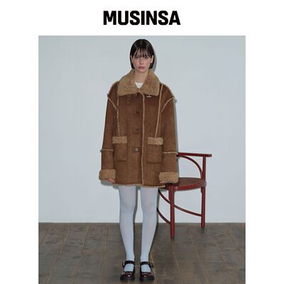 MARGARIN FINGERS BUCKLE SUEDE MUSTANG (棕色)韩国官网直邮进口