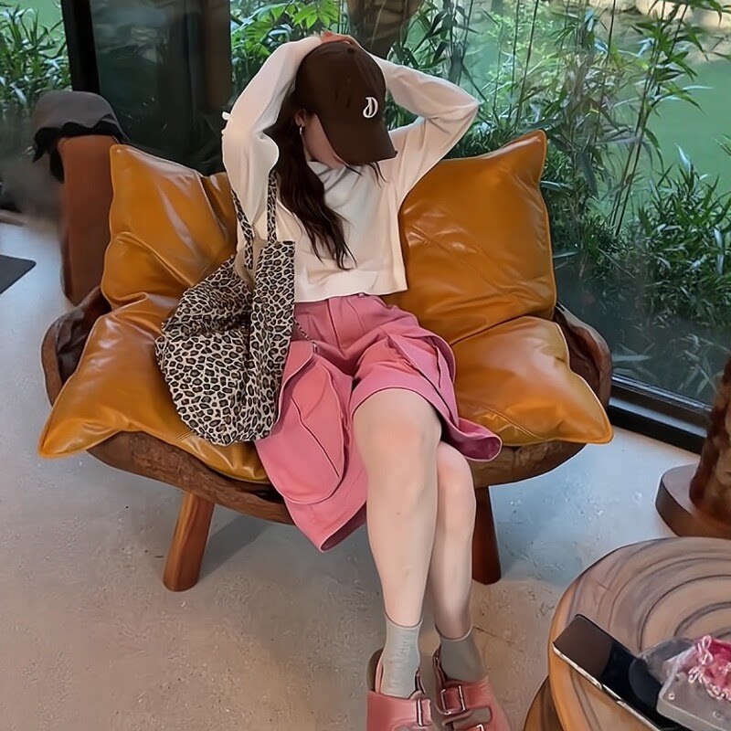 简约圆领长袖T恤女内搭上衣粉色工装女减龄宽松直筒休闲短裤套装