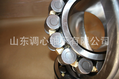 黑边黑角轴承22240K/C3/W33