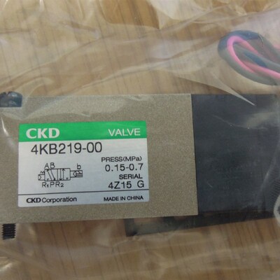 日本CKD电磁阀4KB210-08-DC24V M4KB210-08-4-DC24V-AC220V原装
