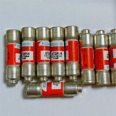 ATQR 1/4 AMP TRAP法国法雷10X38陶瓷延时熔断器保险丝 0.25A正品
