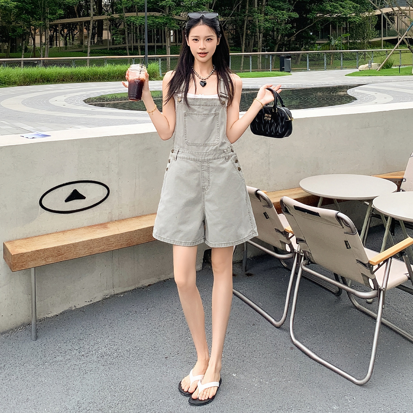 2026高腰休闲纽扣背带裤夏季女装商场正品宽松牛仔背带短裤女收脚