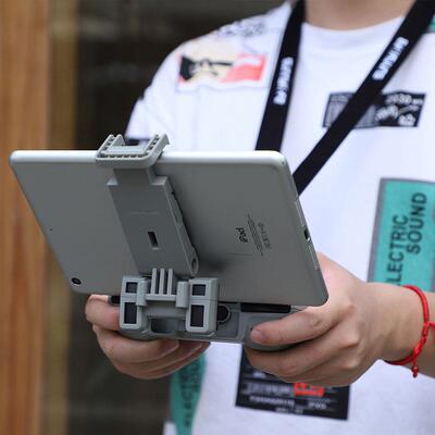 适用大疆Mini4Pro无人机遥控器免拆平板支架挂扣挂绳肩带RCN2配件