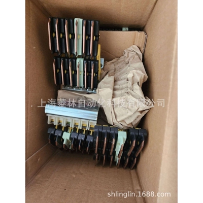 081102-3021 081509-01415 081509-01425德国wampfler稳孚勒碳刷
