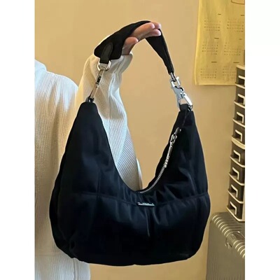 包包女2025新款复古黑色乌云包手提单肩包月牙包高级感小众腋下包