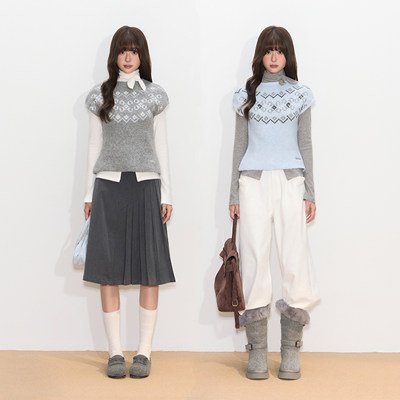 CyNi 复古圆领短袖毛衣百花绒费尔岛毛织背心马甲女