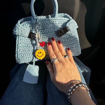 Novi品牌stringting同款个性潮流大爱心黄鸭大笑脸包包手机链挂件