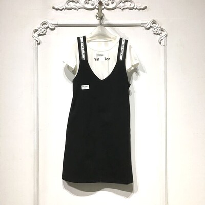 乔系列 D82562 时尚套装两件套品牌女装折扣颦