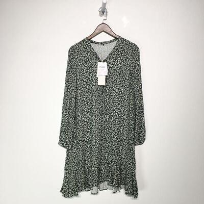 潮系列 Z01-A00503 时尚连衣裙品牌女装折扣颦