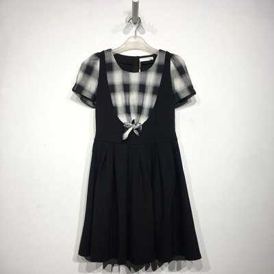 时尚连衣裙品牌女装折扣