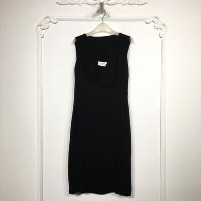 N系列 8216S010 时尚连衣裙品牌女装折扣颦