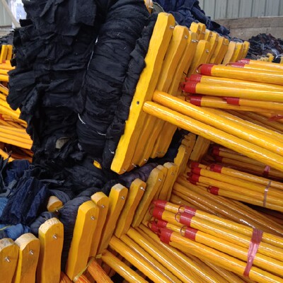 木头家庭老式清洁用具学校工厂