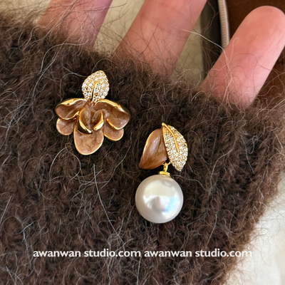 阿婉Wan 秋意浓~重工珐琅滴釉不对称咖色树叶珍珠耳钉气质耳饰