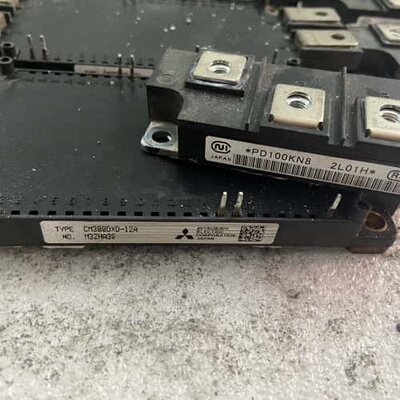 议价CM300DXD-12A，PD100KN8，安川模块，安川变可维修