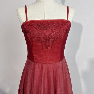 宛若惊鸿【霓裳 现货掉落】单品系列  影视360度摆松紧绣花吊带裙