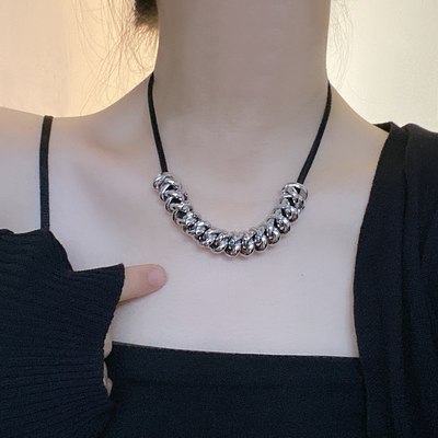 金属皮绳女金属几何圈圈项链颈链