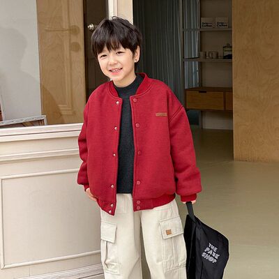 艾摩贝贝男童2024冬季新品儿童加绒夹棉棒球棉服新年红夹克外套