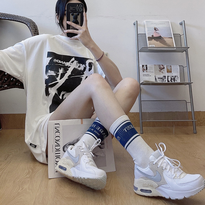 耐克气垫网面缓震运动跑步鞋