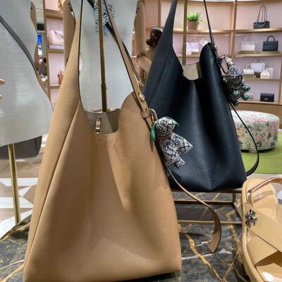 TORYBURCH秦岚同款ROMYHOBO包