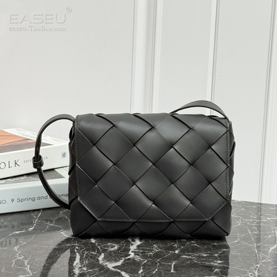 新款Diago斜挎包男女通用小挎包