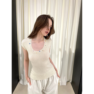 BabesoQ手缝彩珠U领针织短袖上衣