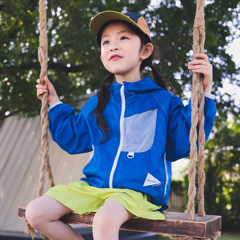 儿童防晒外套2026新款夏季户外宝宝轻薄透气皮肤衣女童连帽外套