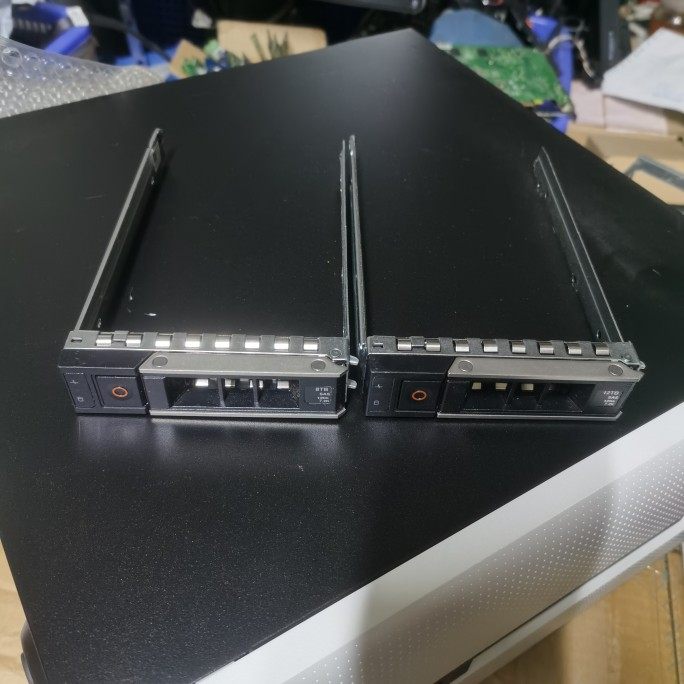 Dell R740 R750 R640 R540 R440 3.5寸硬盘托架12T 8T Y796F_虎窝淘