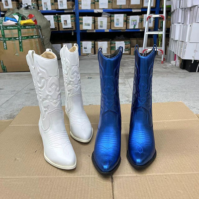 尖头粗跟纯色中筒西部个性套筒靴