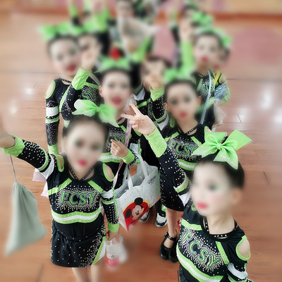 copter定制男女团体演出比赛服