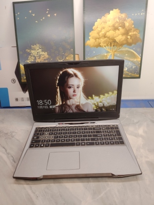 二手火影金刚游戏本i7-7700HQ四核+GTX1060 6G独显 畅玩原神/lol