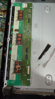 三洋LCD-32CA10原装拆机高压板SSI320WF12配屏LTA320WT-L05