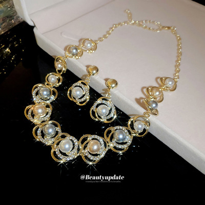 镶钻花朵珍珠耳钉项链宫廷风优雅轻奢百搭首饰套装设计感小众饰品