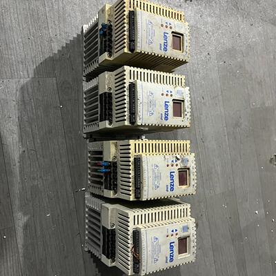 伦次变频器 ESMD302L4TXA 3kw 拆机实物如