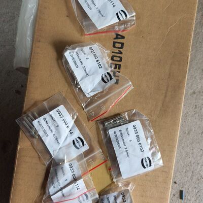 09330006114 09330006102 哈丁连接器针