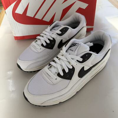 Nike Air Max 90 男子缓震透气复古增高气垫跑步鞋 CT1028-103